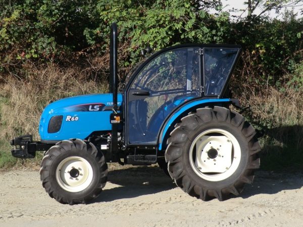 Tractor LS model MT3.40, 40 CP, tractiune 4x4 cu cadru ROPS, Tier V ...